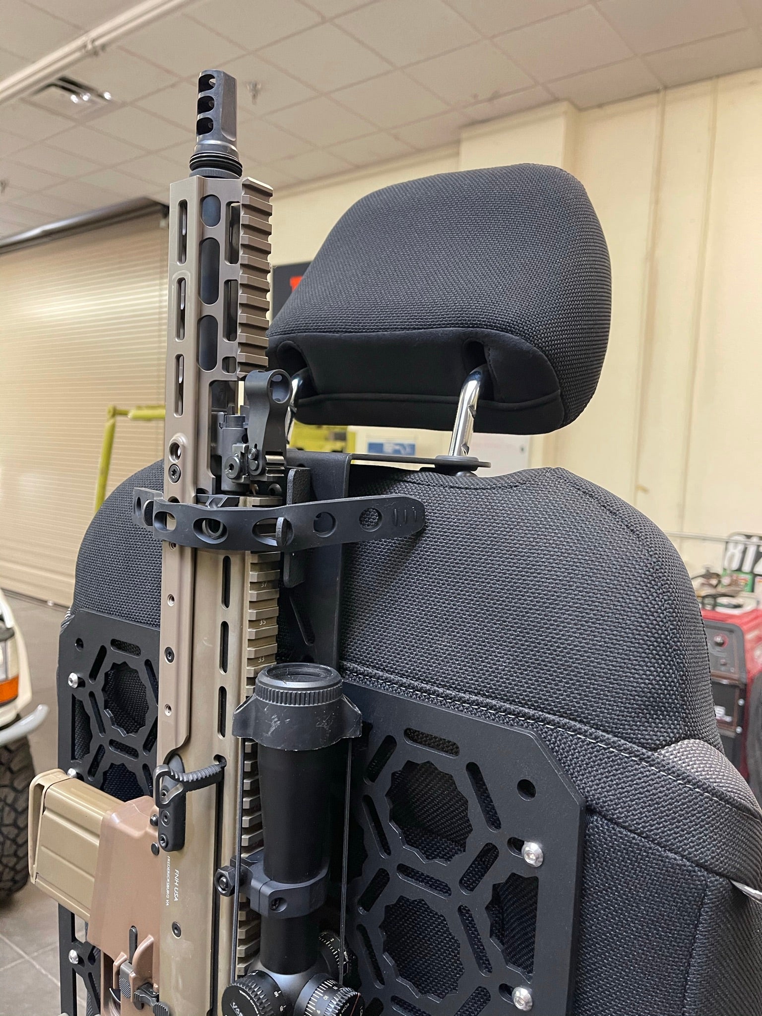Adapt-a-panel Secure Head Rest Mount kit for 16 x 24 panel mount kit f ...